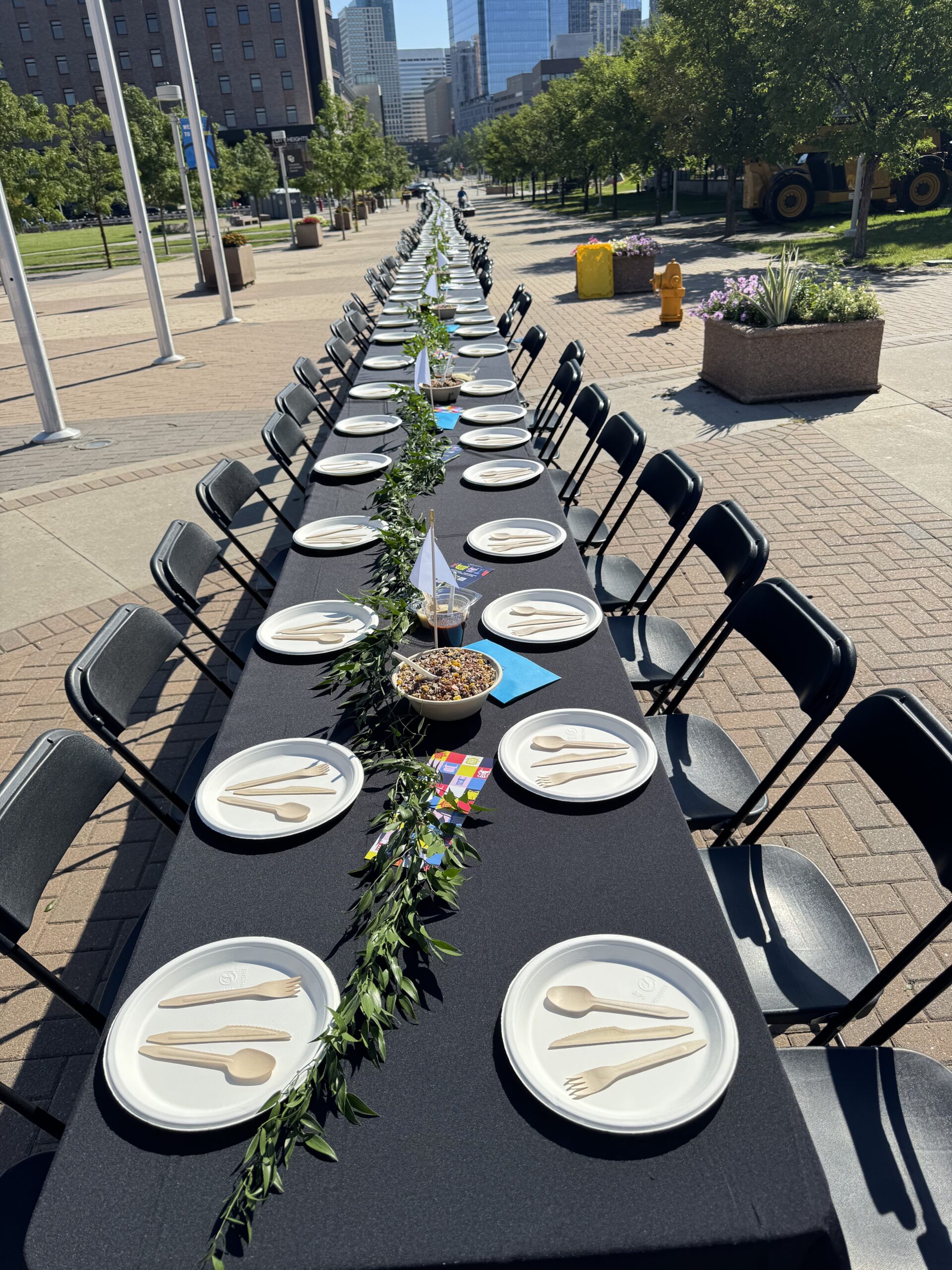 A_seemingly_endless_line_of_place_settings_on_the_Mile_Long_Table_(1 ...